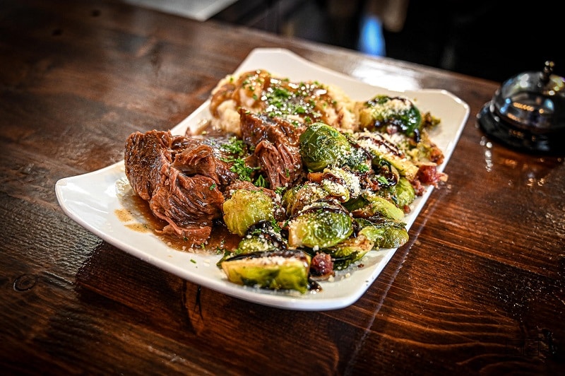 Public House | Comfort and Chill with Elevated Pub Fare